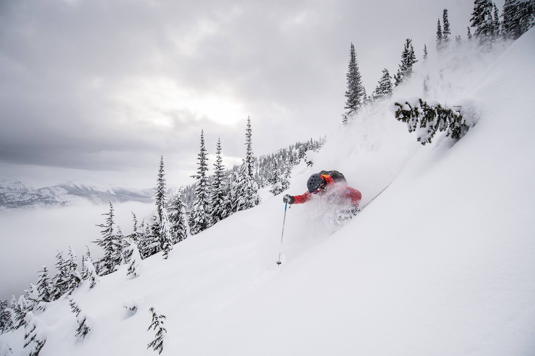 Video: What It’s Like to Heliski With Selkirk Tangiers Heli Skiing ...